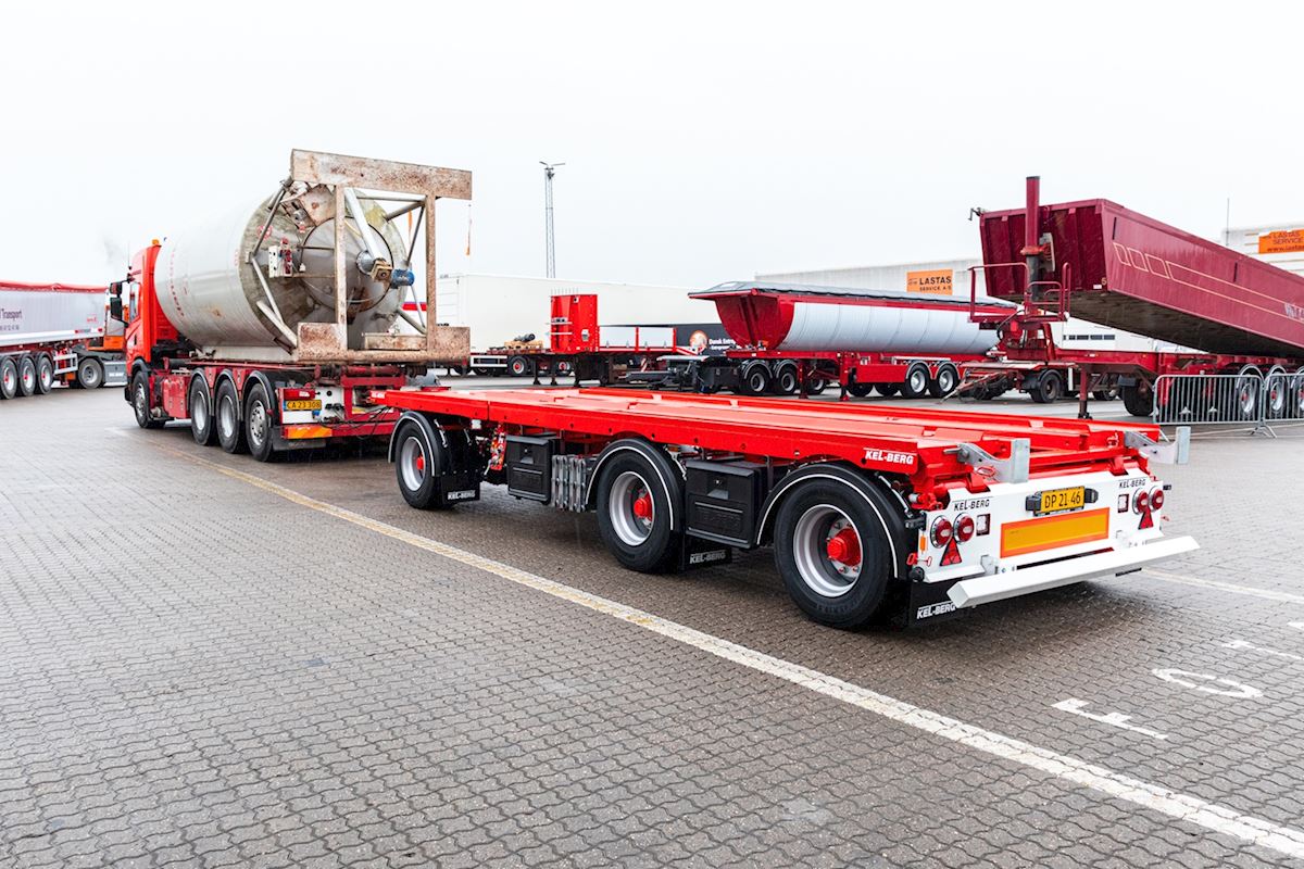 Dan-Grit A/S er kørt hjem med en ny Kel-Berg 3 akslet ...