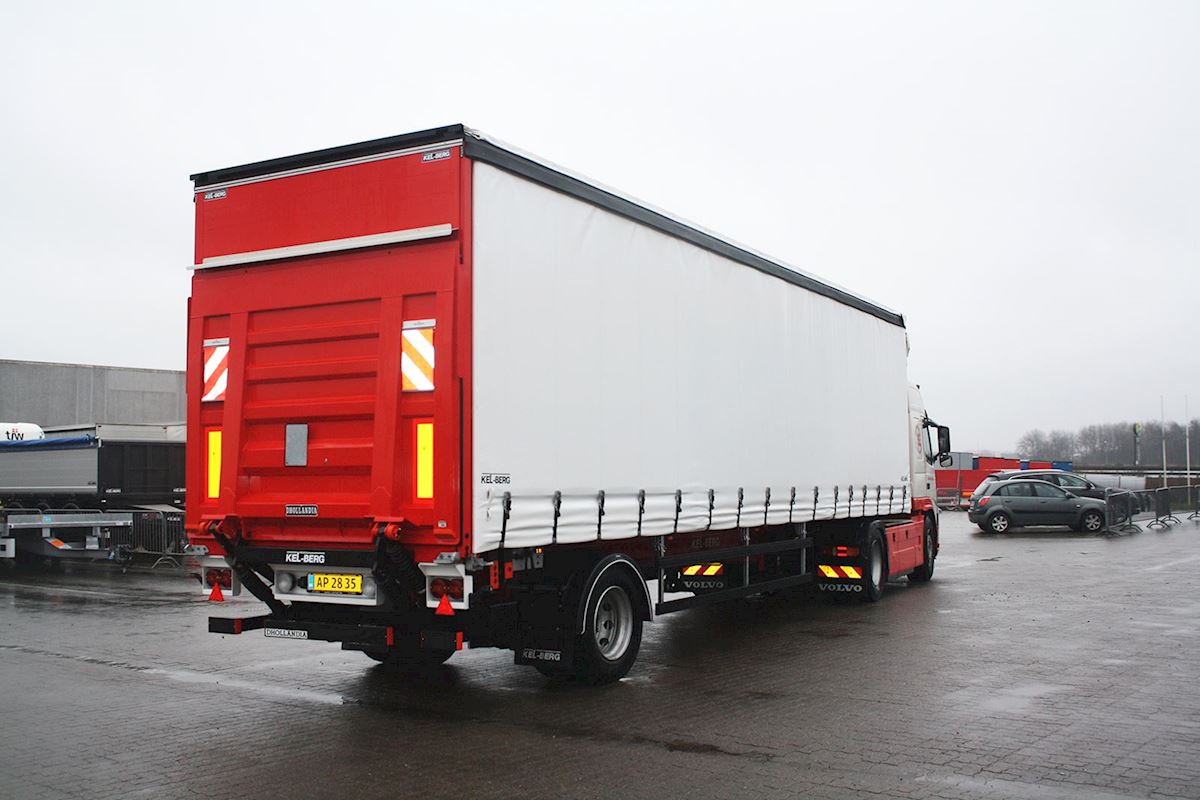 Fabriksny 1 akslet Kel-Berg city gardintrailer til Billund Express A/S ...